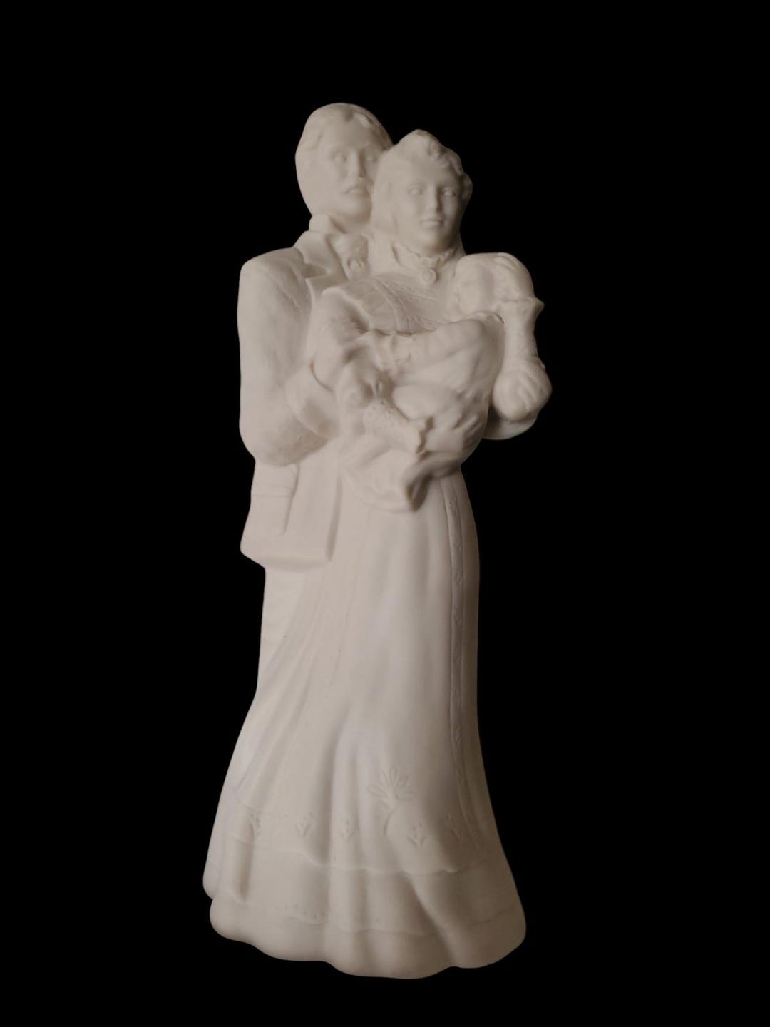 Vintage Byron Molds 1990 Ceramic Figurine, Husband and Wife Carrying A ...