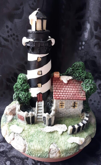 Lighthouse Candle Lid, With 'candle-lite' Cinnamon Apple Scented Jar ...