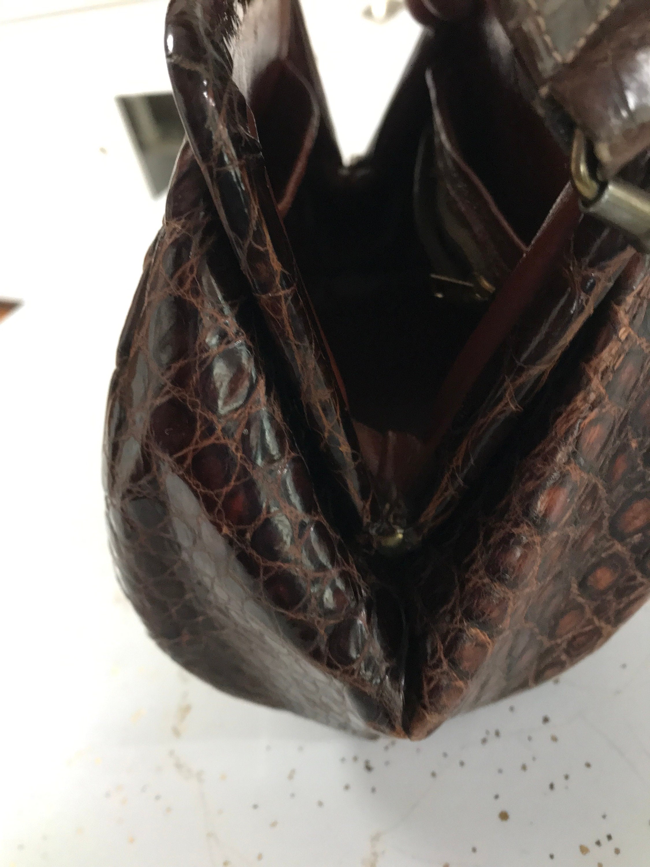 Vintage Mid-century ALLIGATOR Leather Handbag Purse Metal Clasp 1940s ...