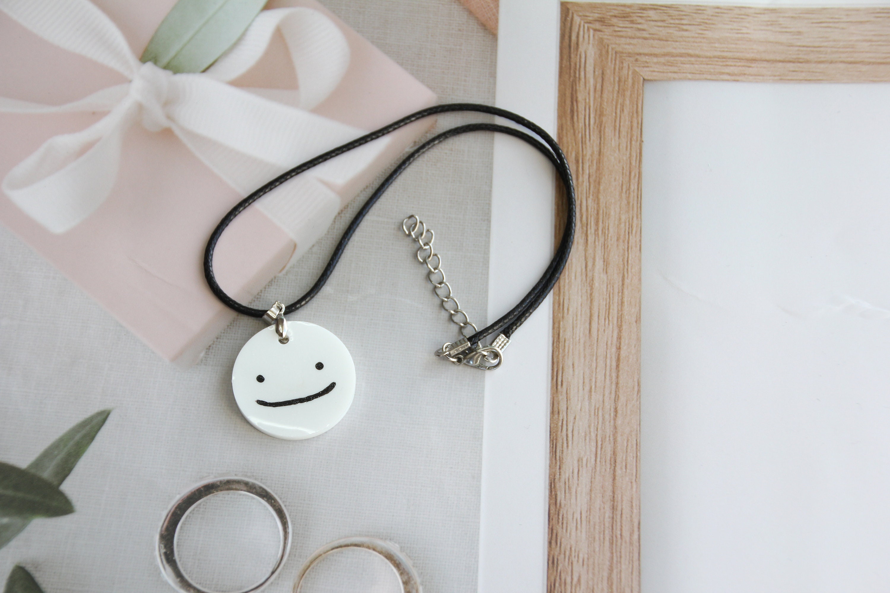 Dream SMP Necklace Dsmp Jewelry Mcyt Merch Resin Happy Face | Etsy