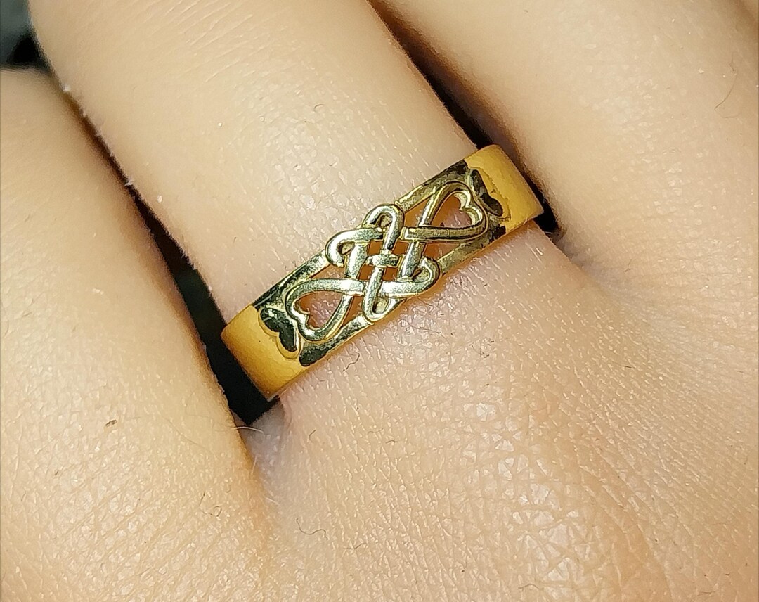 Vintage 9ct GOLD CELTIC Ring Triquetra Infinity Knot Uk Size Q 1/2 us 8 ...