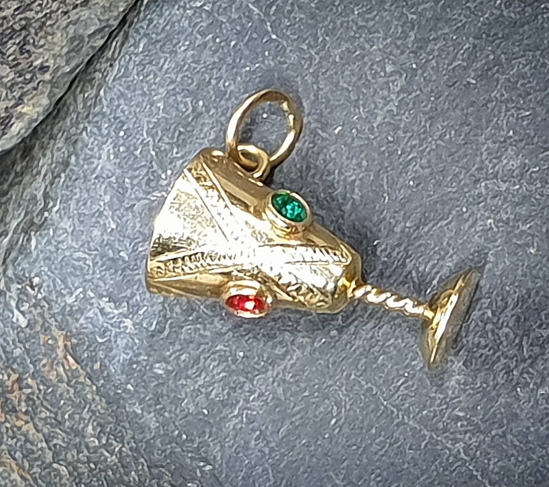 Vintage 18ct Gold Chalice Goblet Cup Charm or Pendant With - Etsy