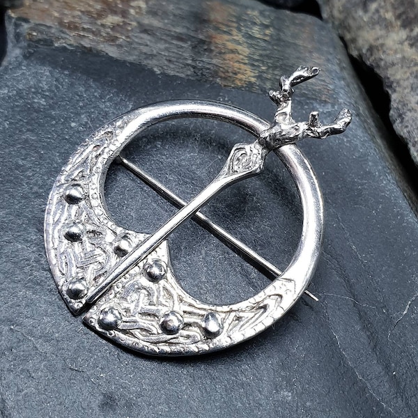 Penannular Brooch - Etsy