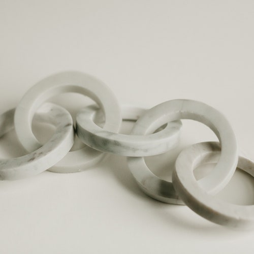 Marble White Chain Link Decoration - Etsy Canada
