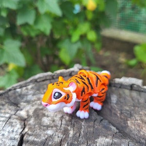 Keychain Tiger Cute Art Articulated Figure Key Guardian - Etsy