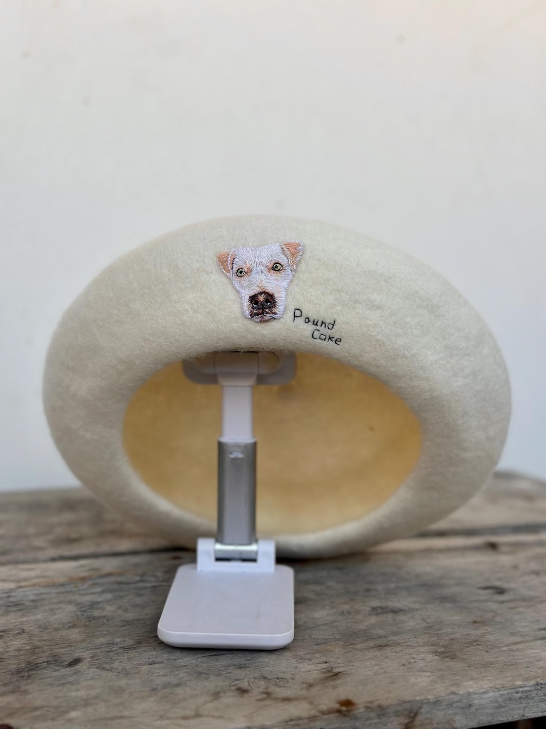 Custom Pet Portrait Embroidery Beret – Personalized Wool French Beret ...