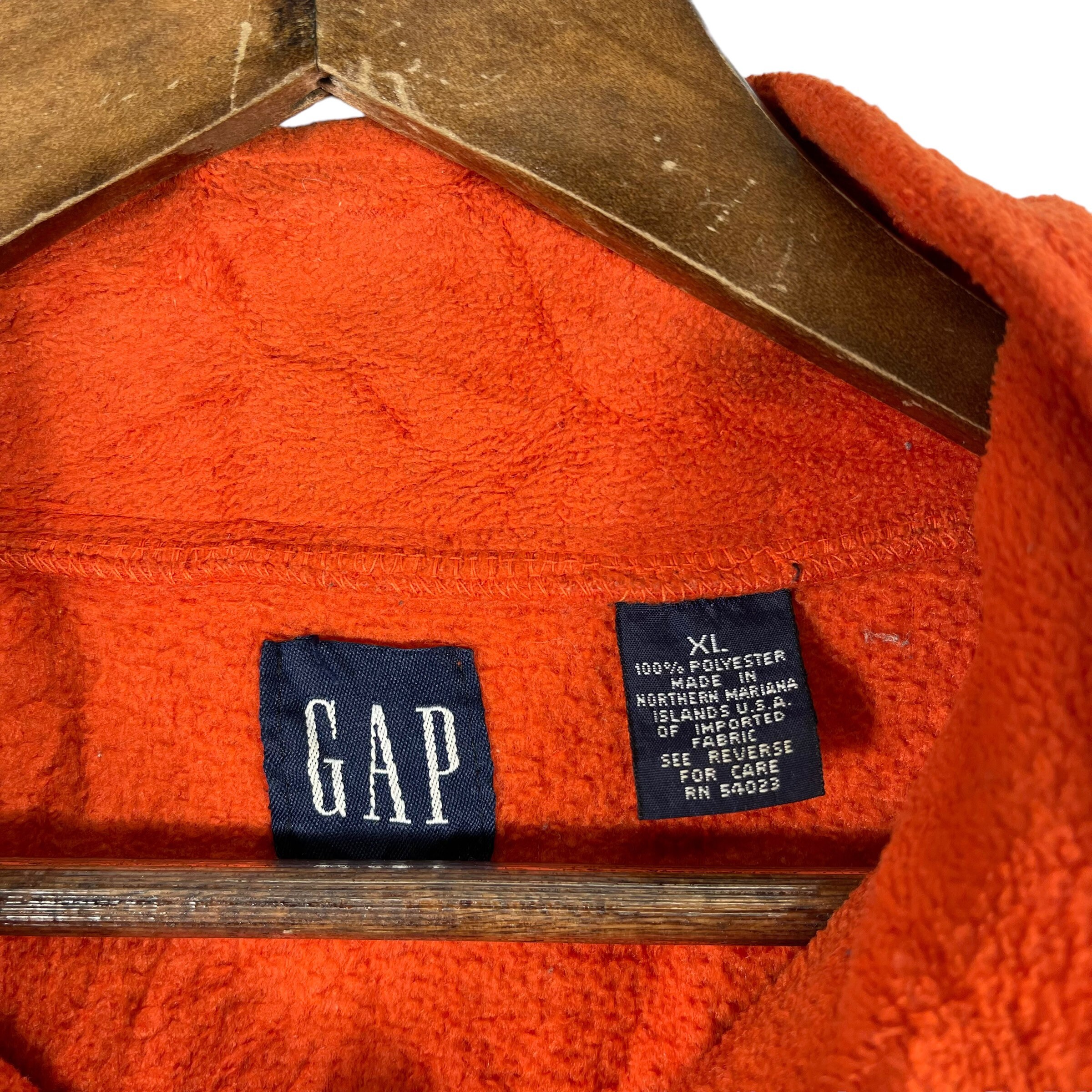 Vintage GAP Original Quater Zip Fleece Sweater Embroidery Vintage GAP Original Quater Zip Fleece Sweater Embroidery