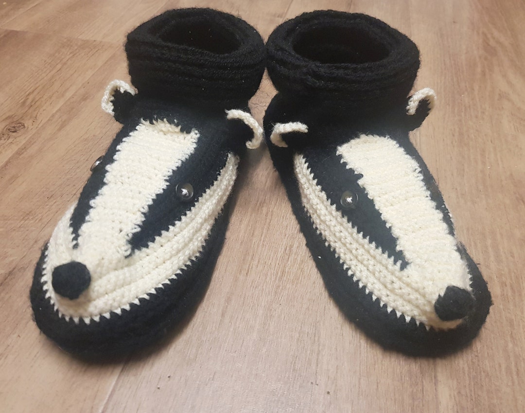 Badger Slippers Crochet PATTERN Sizes 35-42 EUR 3-8 UK - Etsy