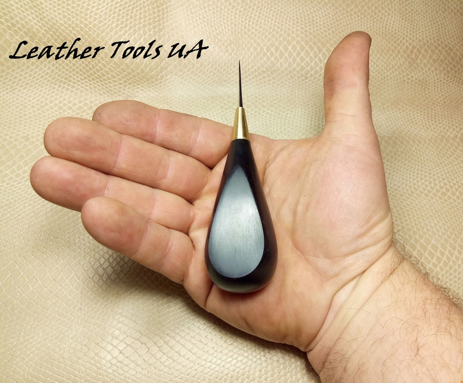 Awl with a round blade. Hardened steel awl. Awl for leather | Etsy