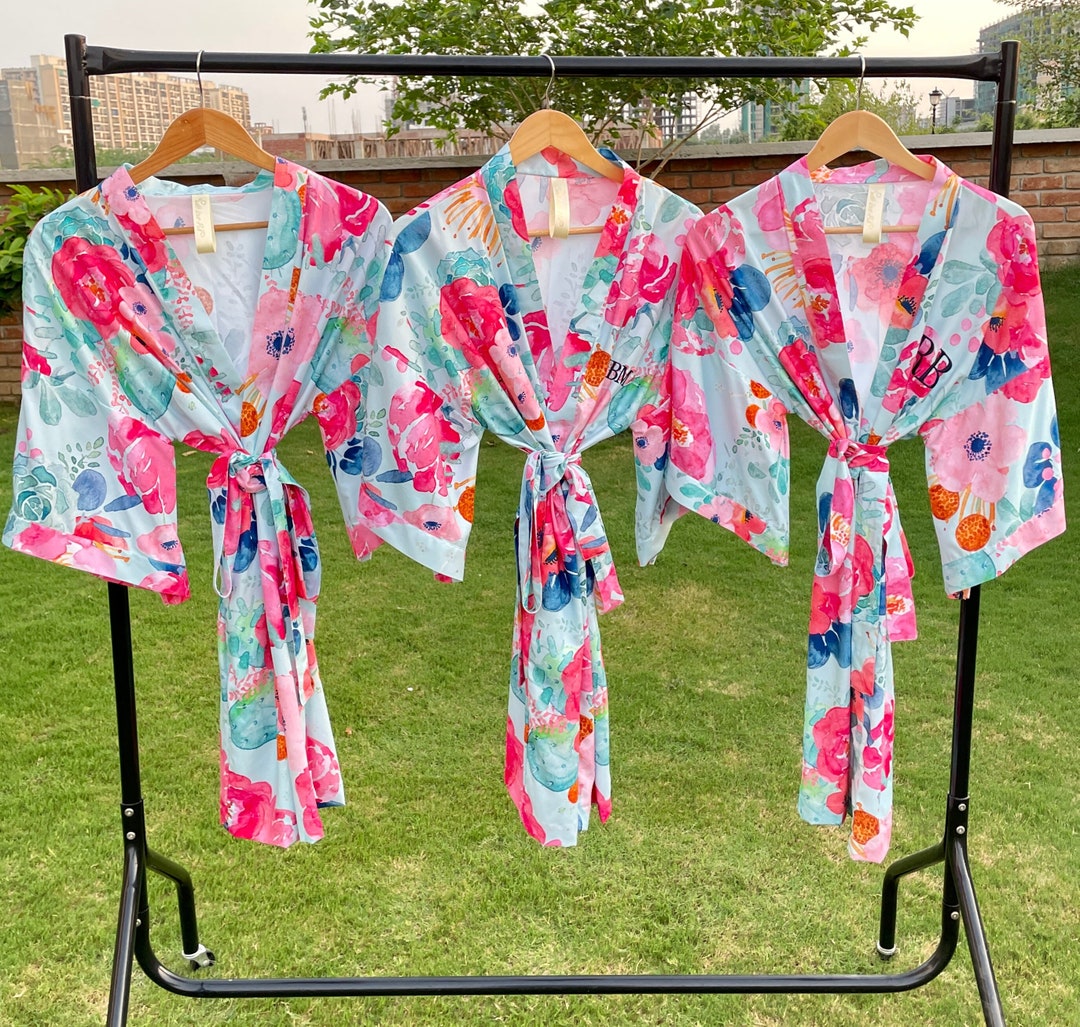 Bridesmaid Floral Robes for Bridal Party. Floral Personalized Flower ...