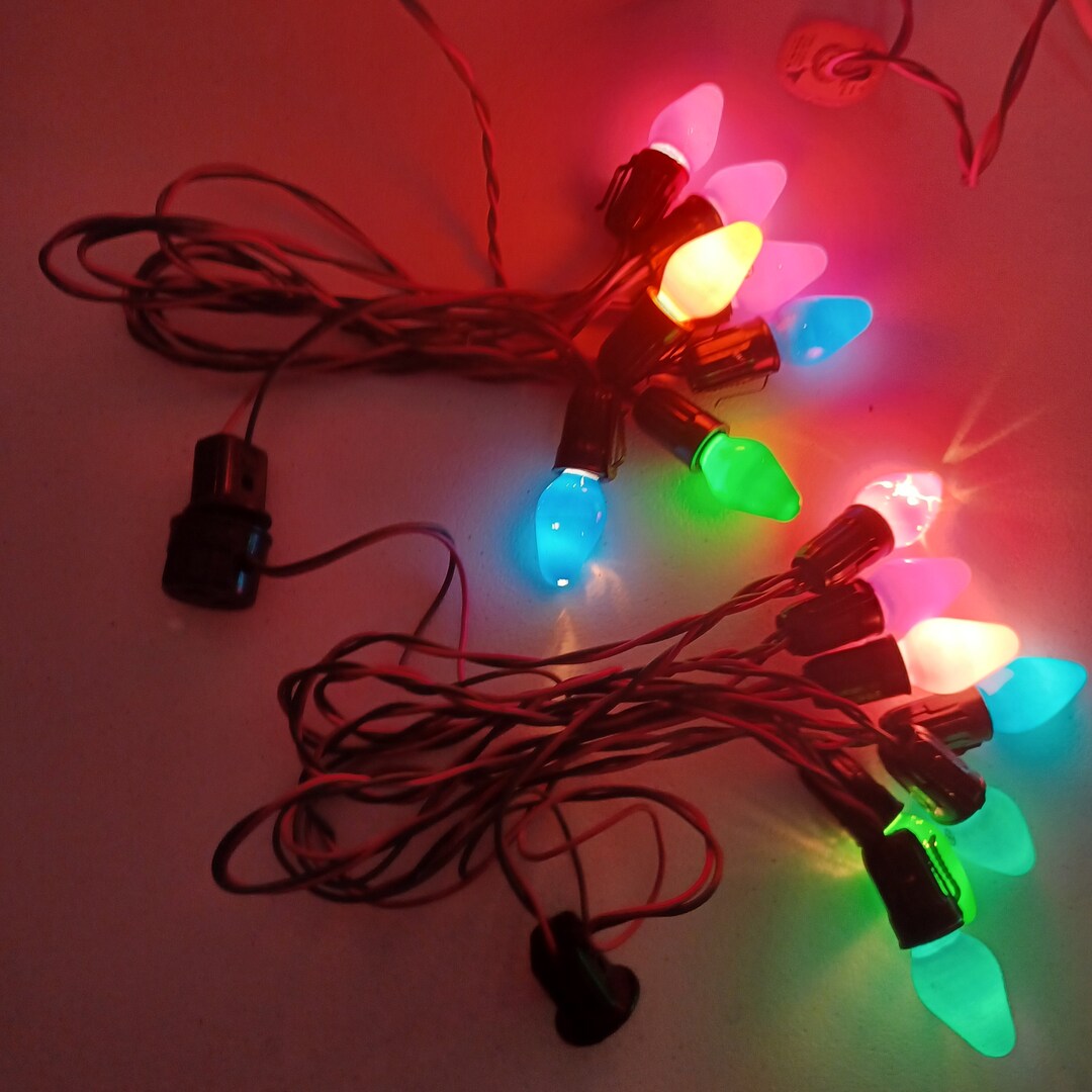 C7 Christmas Strand 7 Lights Red and Green Wire Works Vintage 2 Sets - Etsy