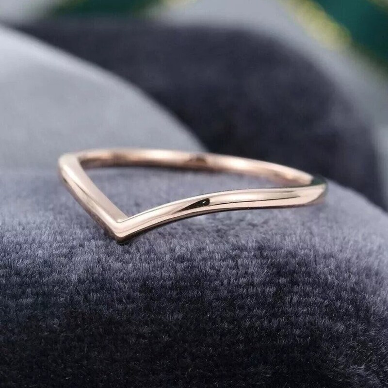 V Shaped Ring - Etsy