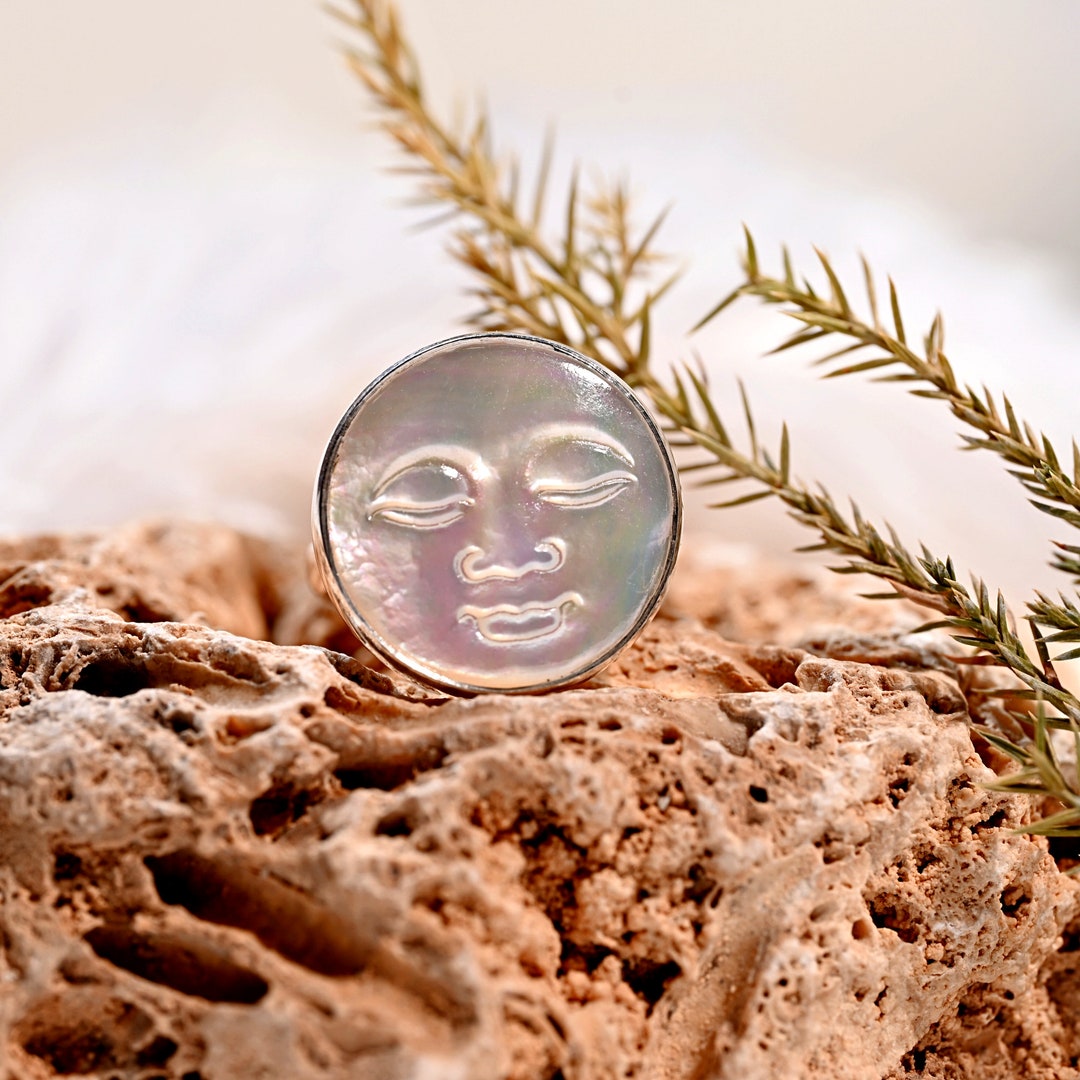 White Pearl Moon Face Ring. Smile Moon Face Rings, Goddess Jewelry ...