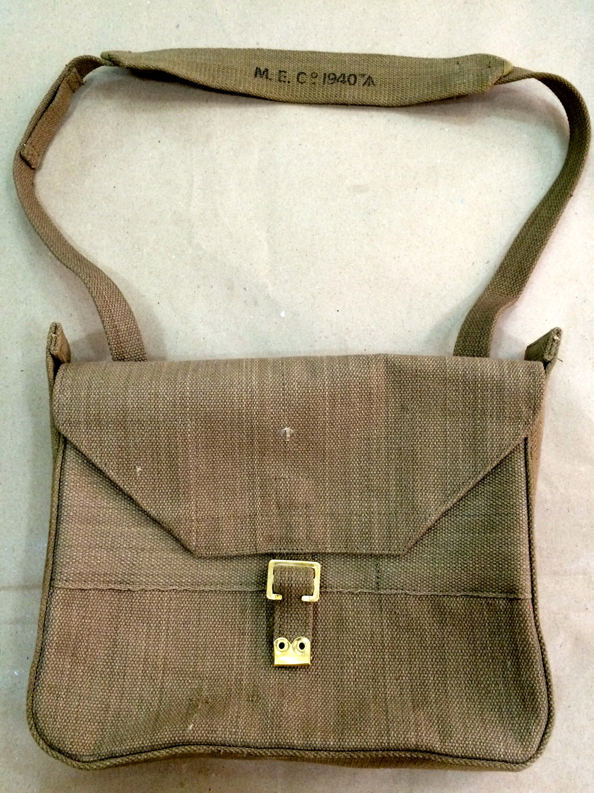 WWII BRITISH P-37 P 37 P37 Officer Valise Bag and Carry Strap - Etsy UK