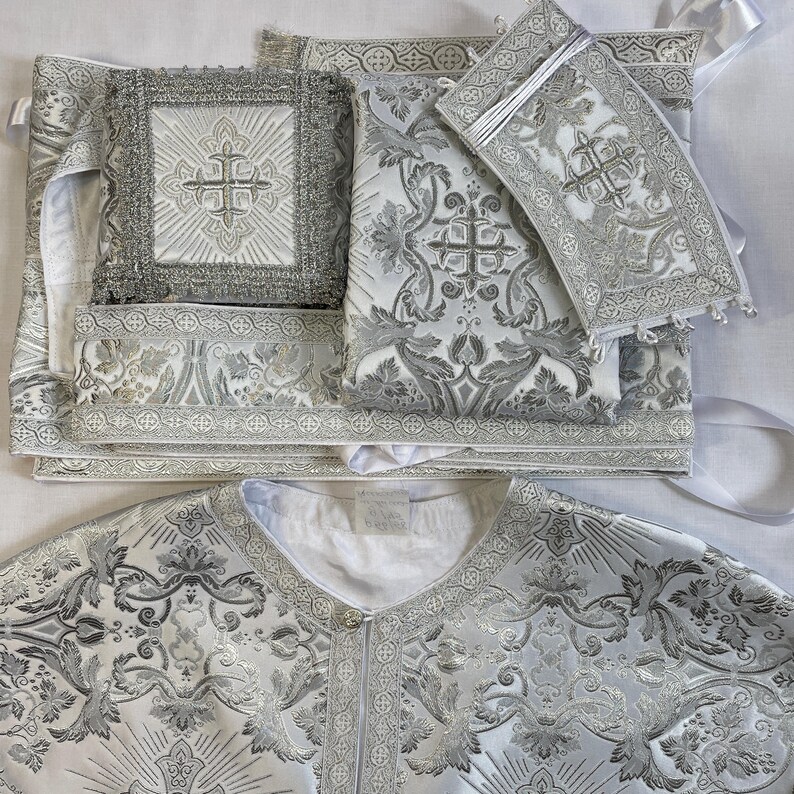 Priest Vestment Greek Cut, Brocade Fabric, With Sewn on Galloon ...