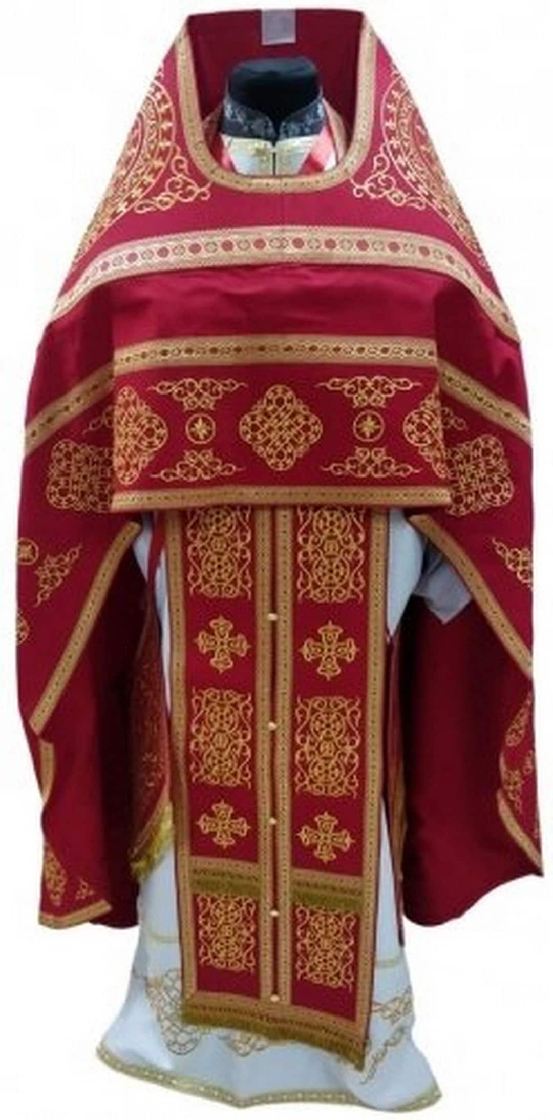 Priest Red Vestment Embroidered on Gabardine, Circle Embroidery With ...