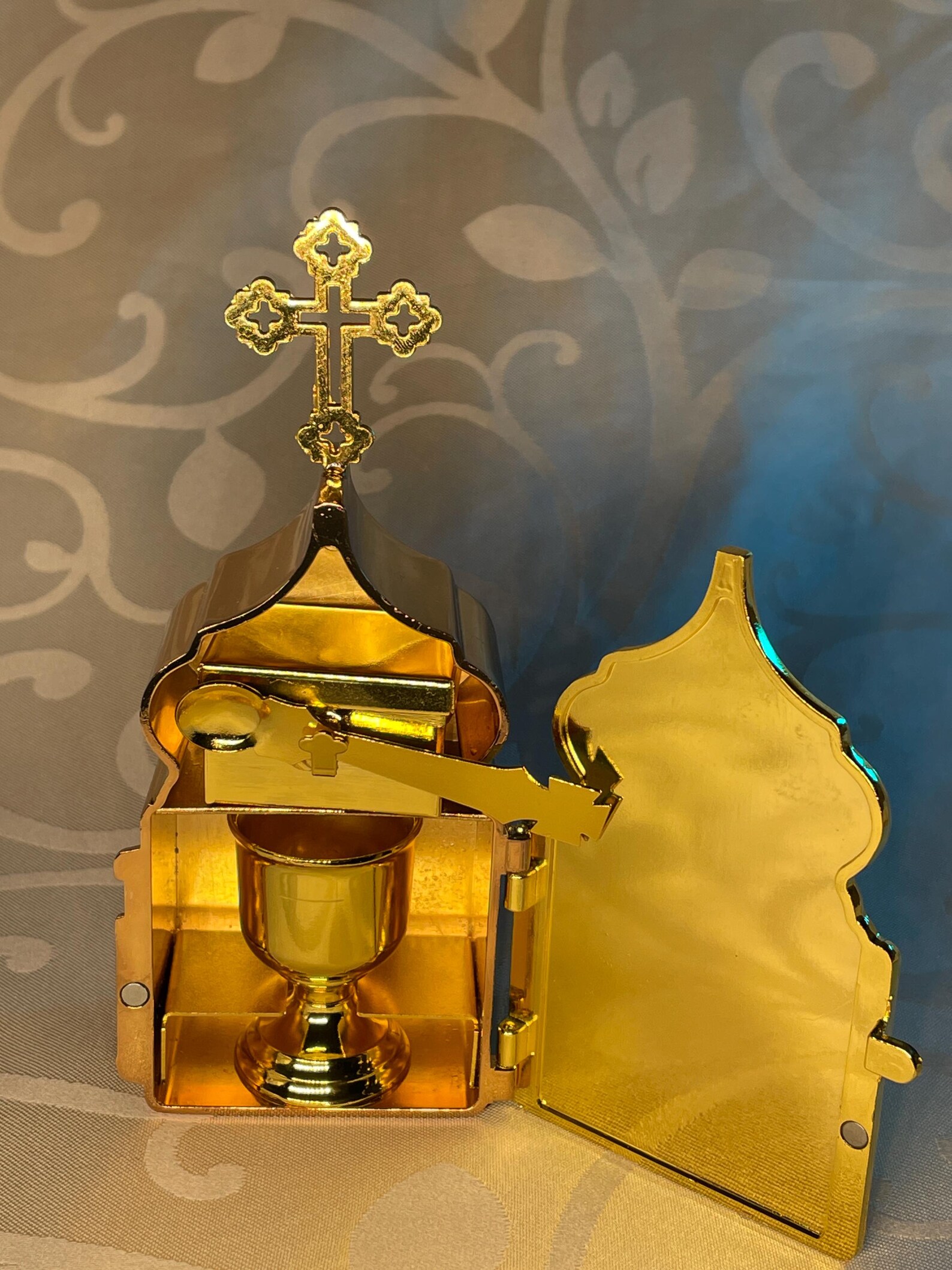 Set for Divine Liturgy Ciboria | Monstrance Ostensorium | Priest ...