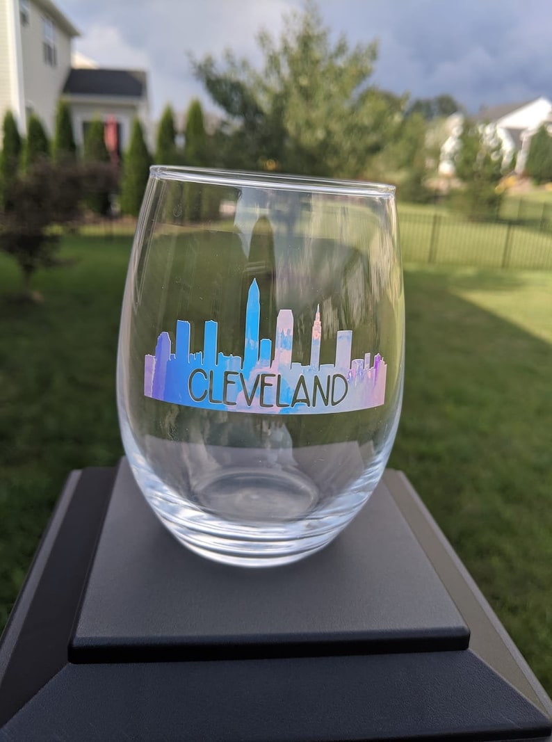 Cleveland Skyline Wine Glass - Etsy