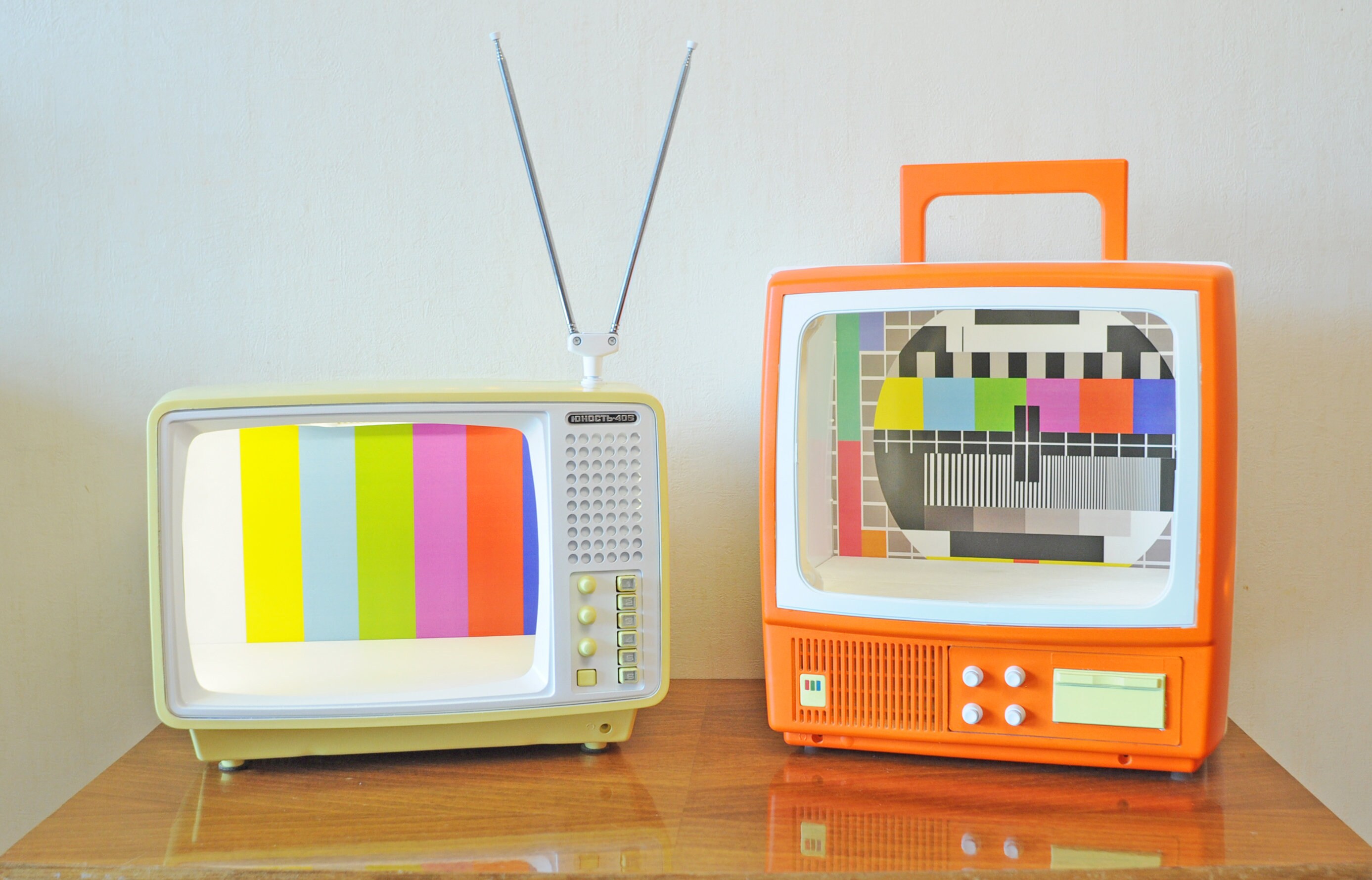 Vintage TV Restyled / Home Decor / Mini Cabinet / Retro - Etsy