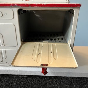 1950's Large Electric Toy Stove by Empire - Measures 10 1/2"x8"x5 ...