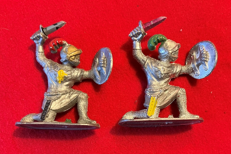 Jean Hoefler Knights Figures Eight Total Great Action - Etsy