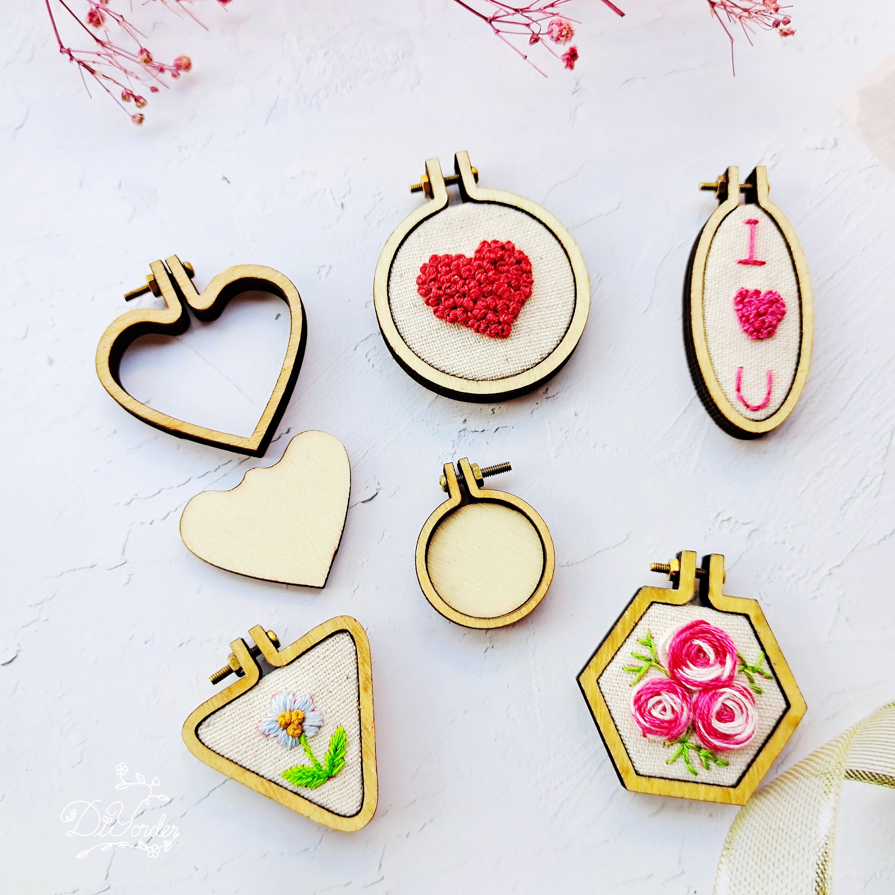 Mini Wooden Embroidery Hoop Kit-mini Embroidery Frame -valentine-worthy ...