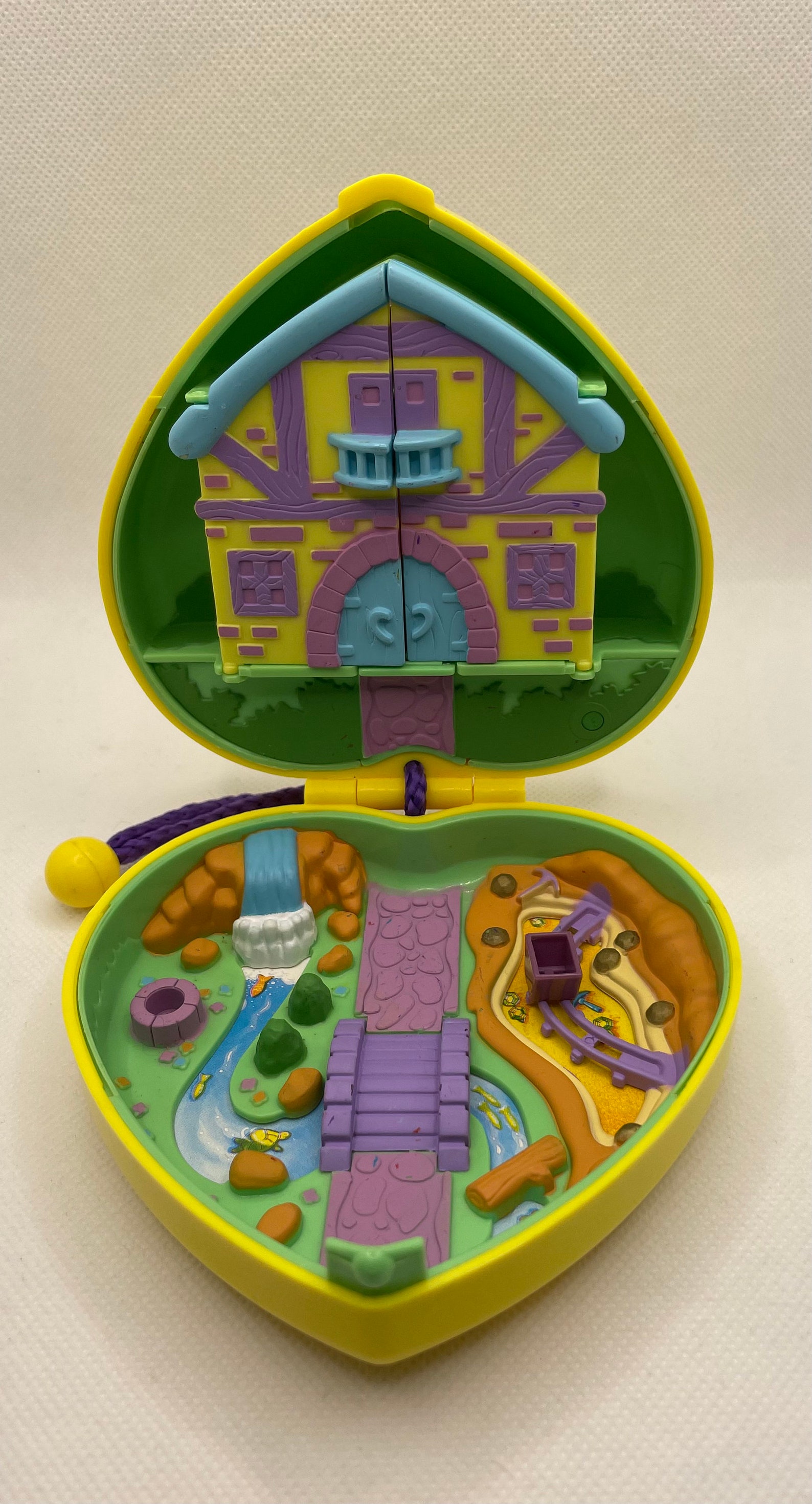 Vintage My Little Fairy Tales Compact ~ Snow White and the Seven Dwarfs ...