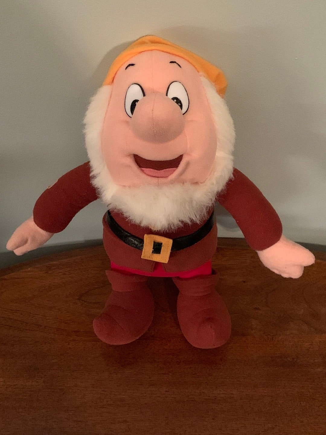12” Happy Dwarf From Disney’s Snow White and the Seven Dwarfs - Etsy Canada