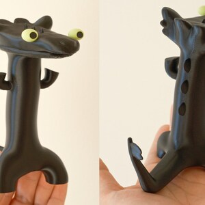 Toothless Dancing Dragon Figurine: HTTYD Meme Desk Decor - Etsy