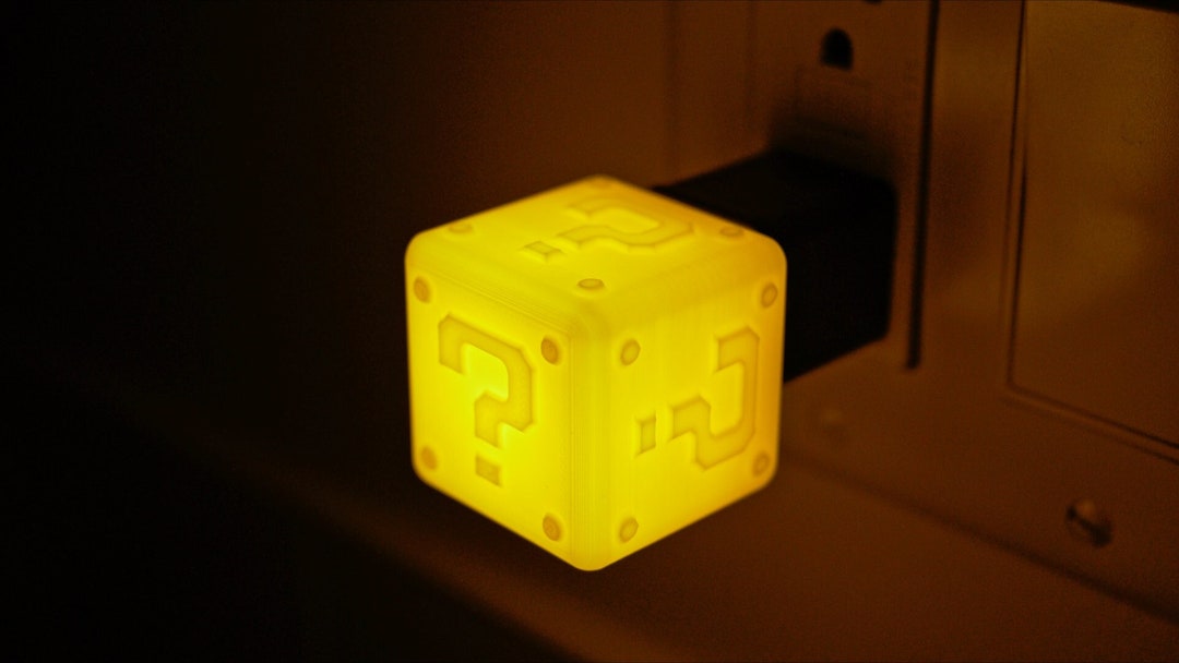 Super Mario Block USB Wall Nightlight- Question Mark Block LED Lantern ...