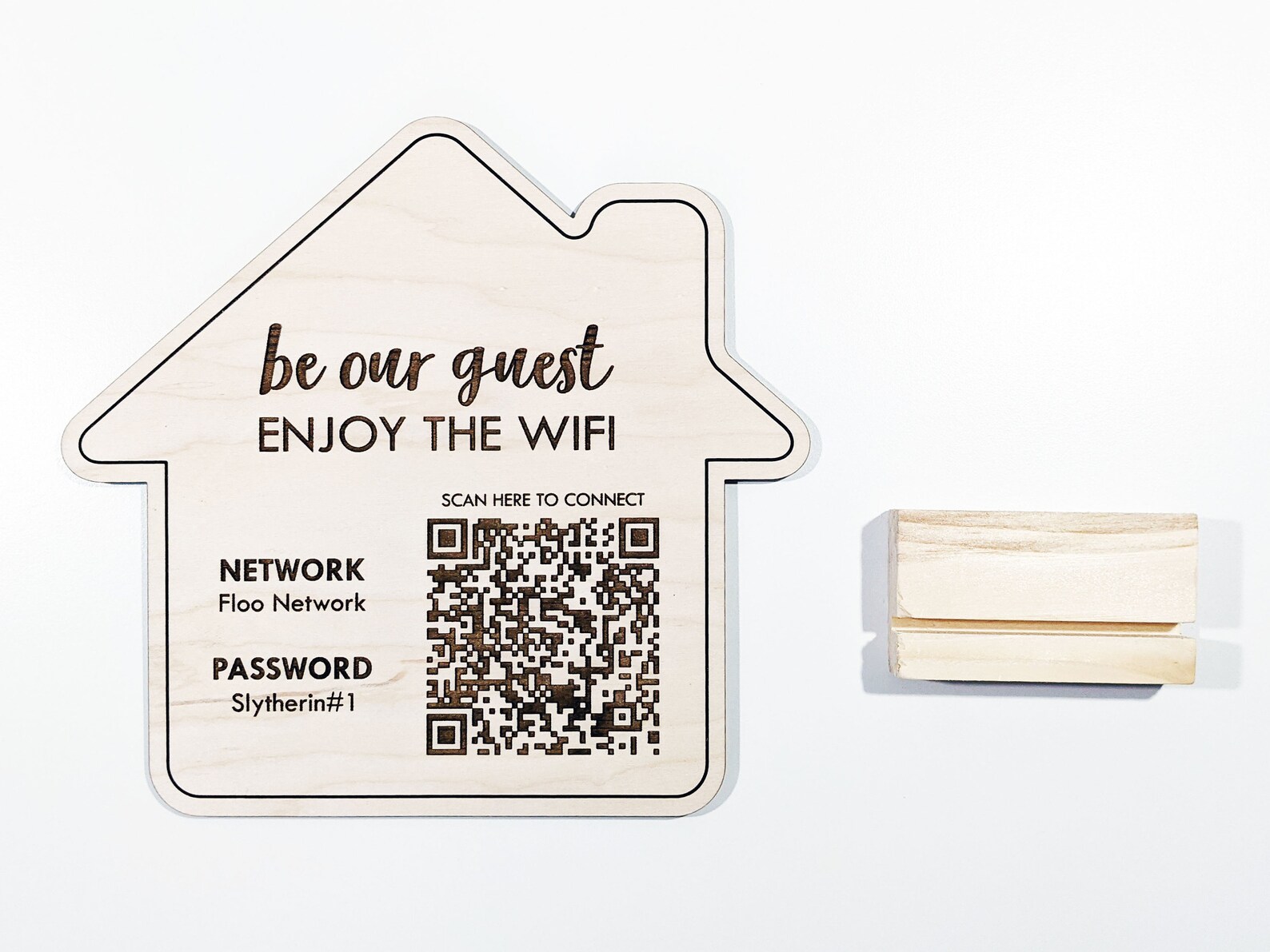 WOOD Wifi Password Sign / Personalized QR Code Wifi Network - Etsy