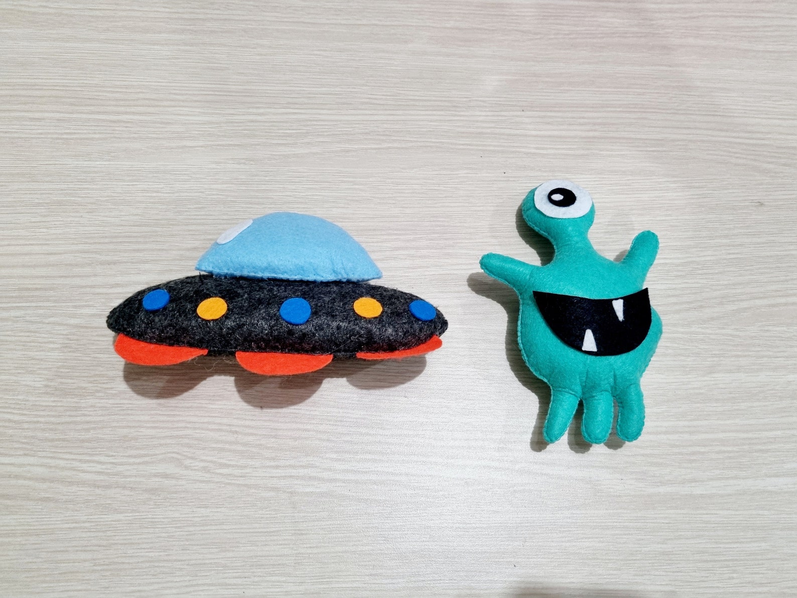 Solar System Ornament, Felt Solar System, Solar System Toy, Felt ...