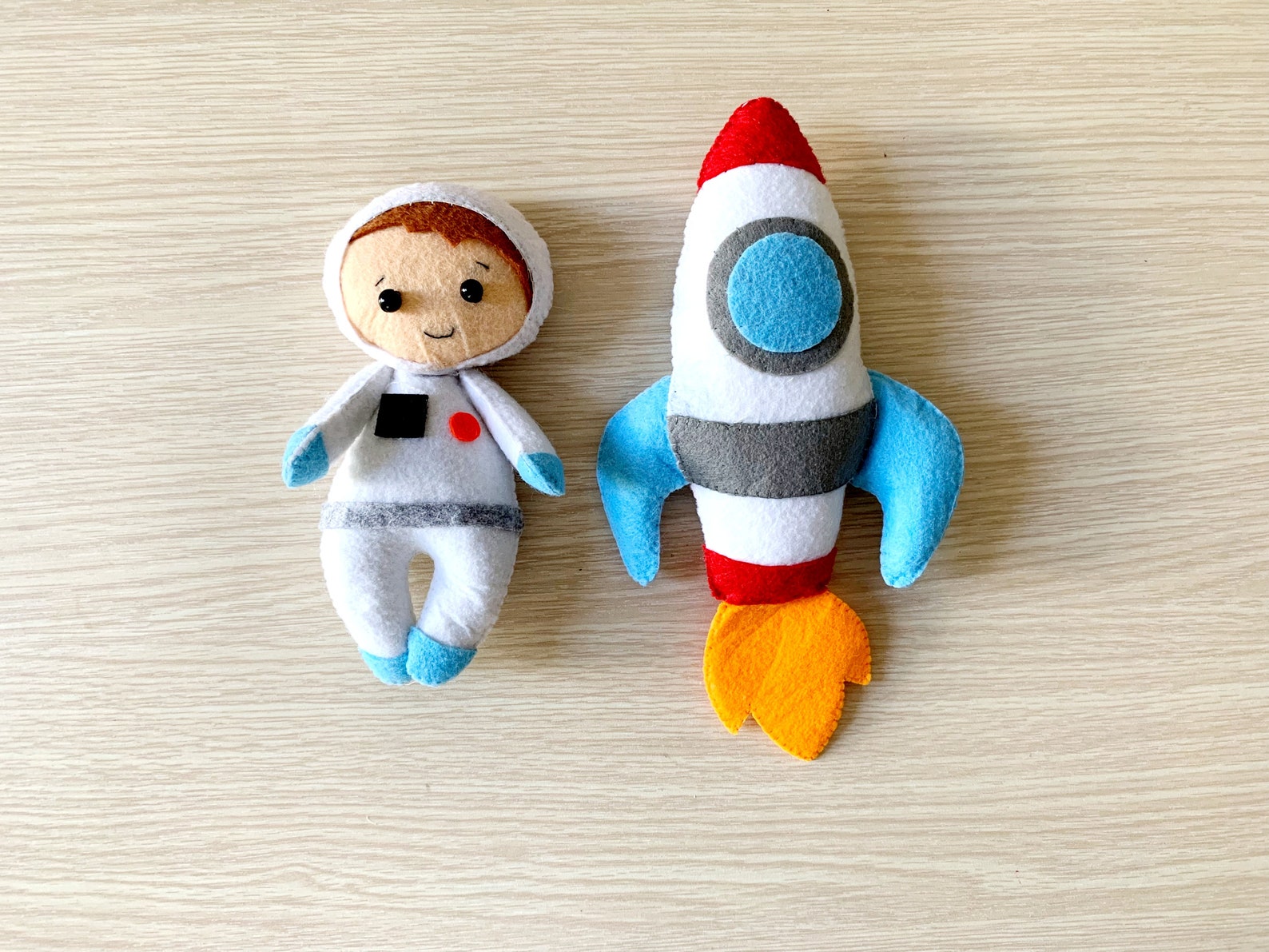 Solar System Ornament, Felt Solar System, Solar System Toy, Felt ...