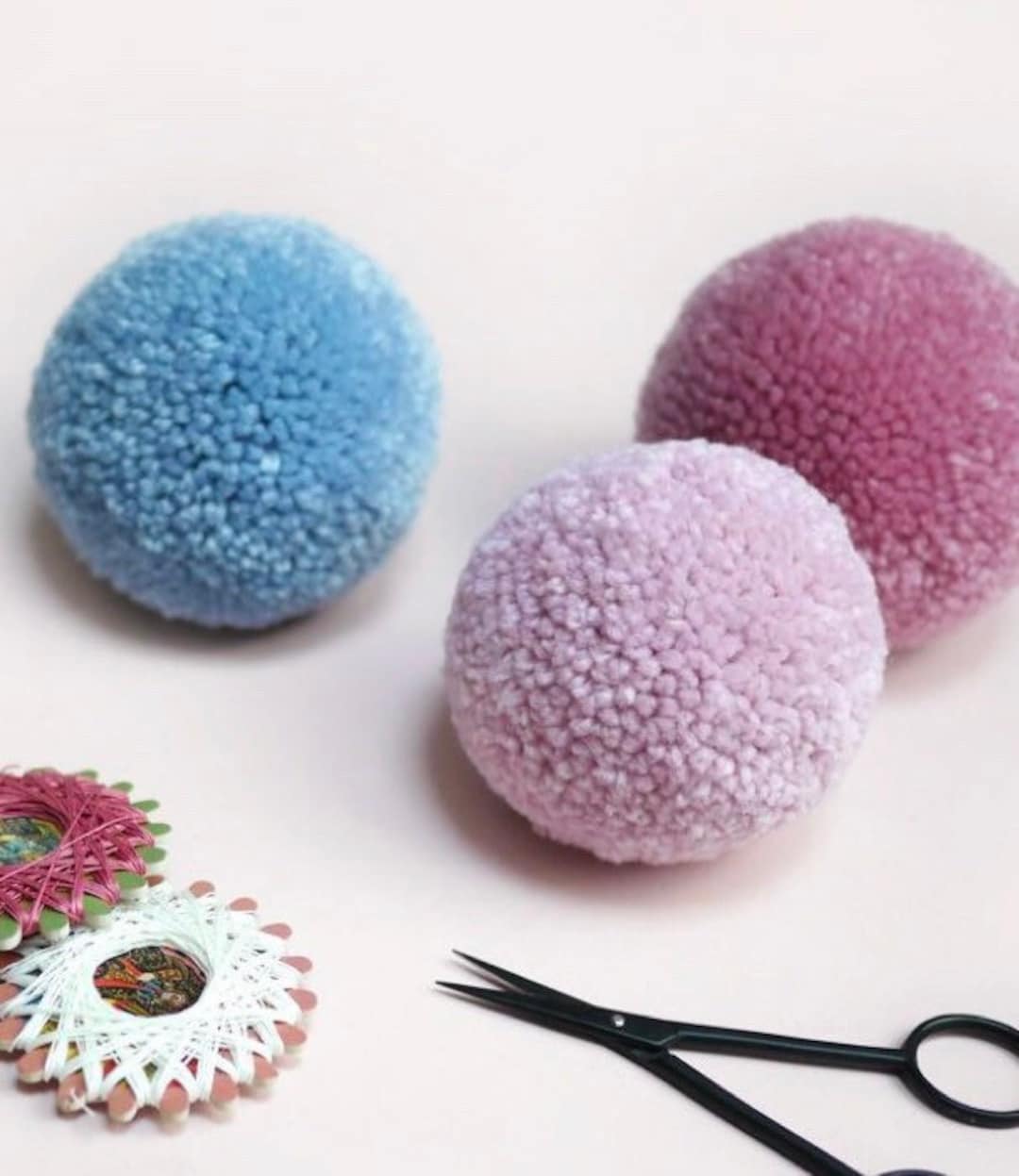 Pompon Set (3 Pieces) Match the Bag - Etsy