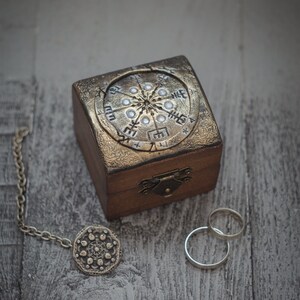 Viking Ring Box With Norse Vegvisir Viking Compass Nordic - Etsy