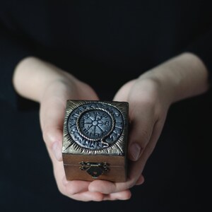 Viking Ring Box With Norse Vegvisir Viking Compass Nordic - Etsy