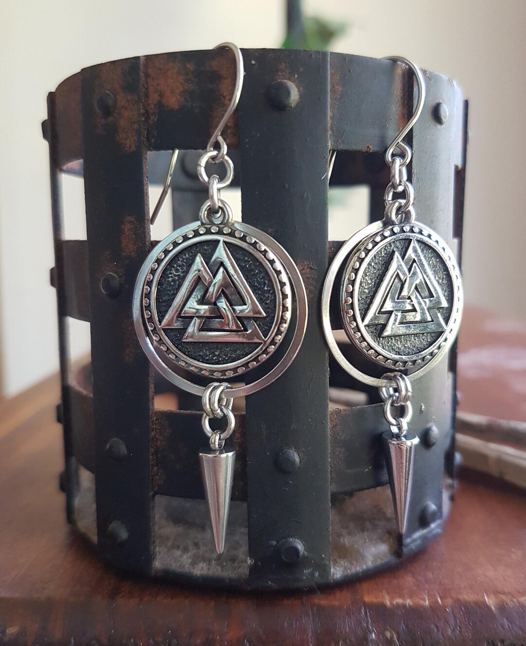 Viking Valknut Medallion and Spike Earrings, Highly Detailed Norse Symbol for Pagans, Asatru ...