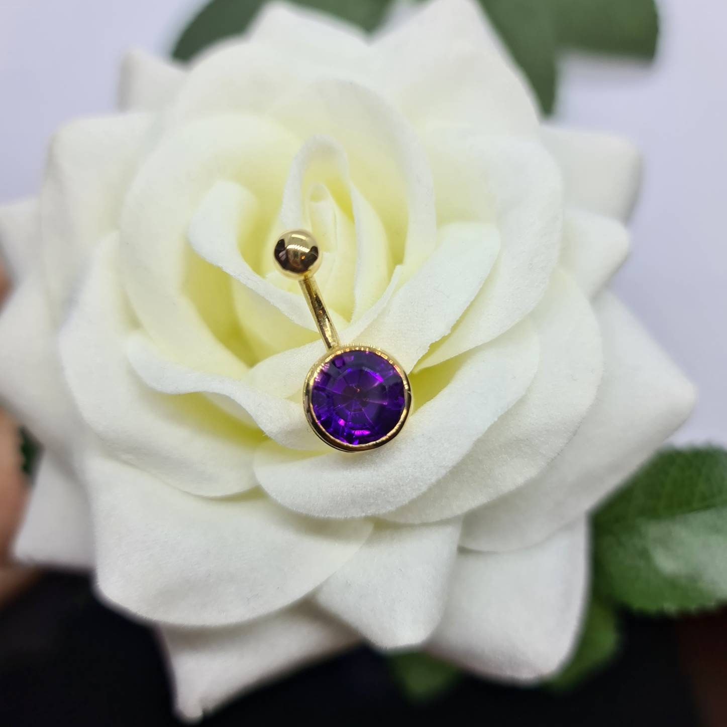 18ct yellow gold amethyst belly bar | Etsy