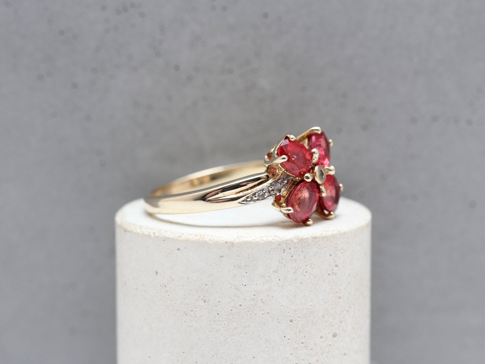 9ct Yellow Gold Red Quartz Ring UK Size N - Etsy