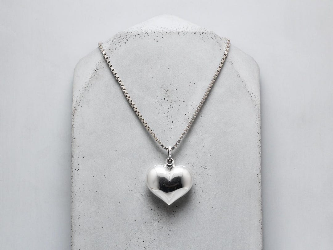 Silver Puffed Heart Pendant Necklace - Etsy