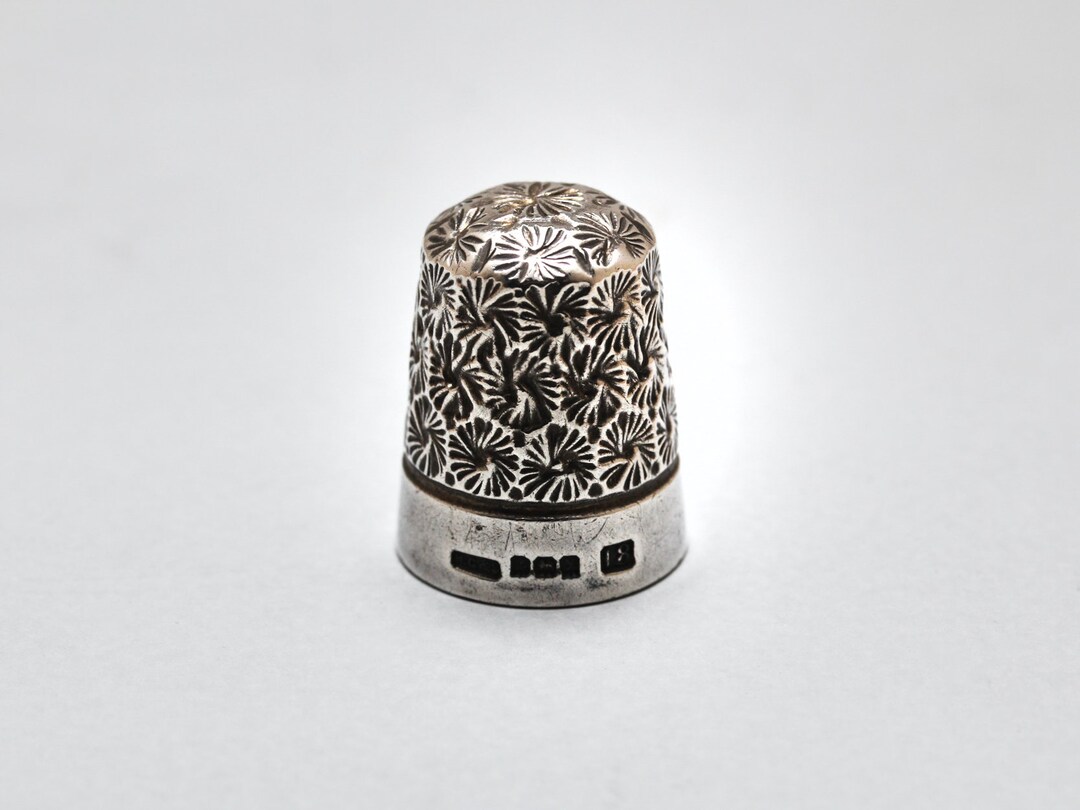 Vintage Hallmarked Silver Thimble. 16mm Inside Diameter. 7.3g - Etsy