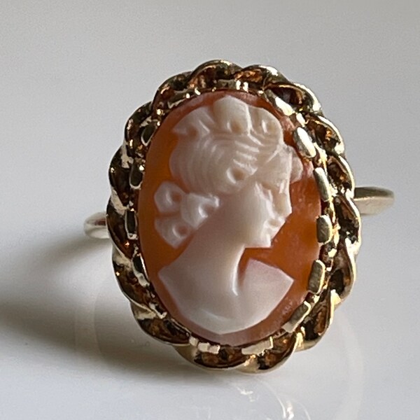 Italian Cameo - Etsy