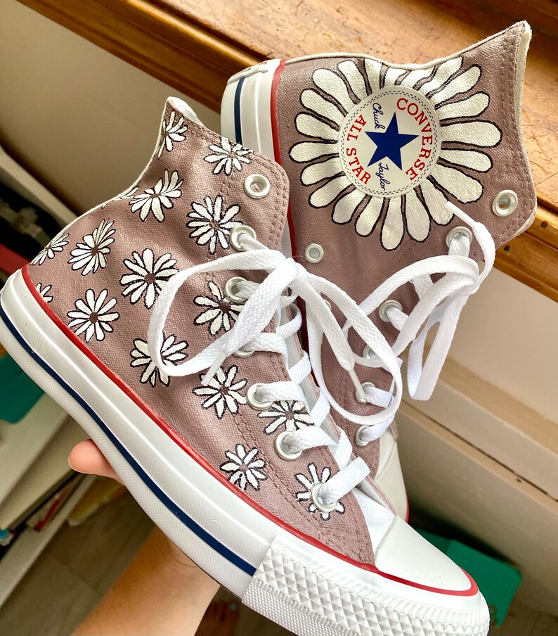 Hand Painted Flower High Top Converse - Etsy