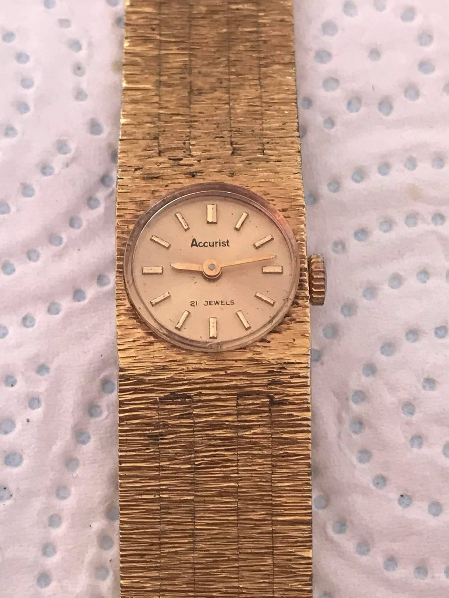 Accurist 17 Jewels Ladies Watch | canoeracing.org.uk