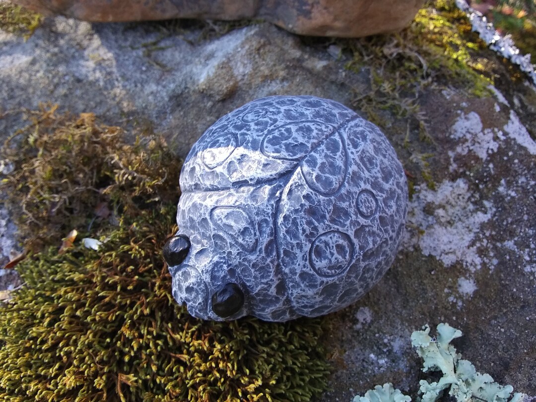 Little Bug, Ladybug Statue, Bug Statue, Garden Bug Statue, Lovebug ...