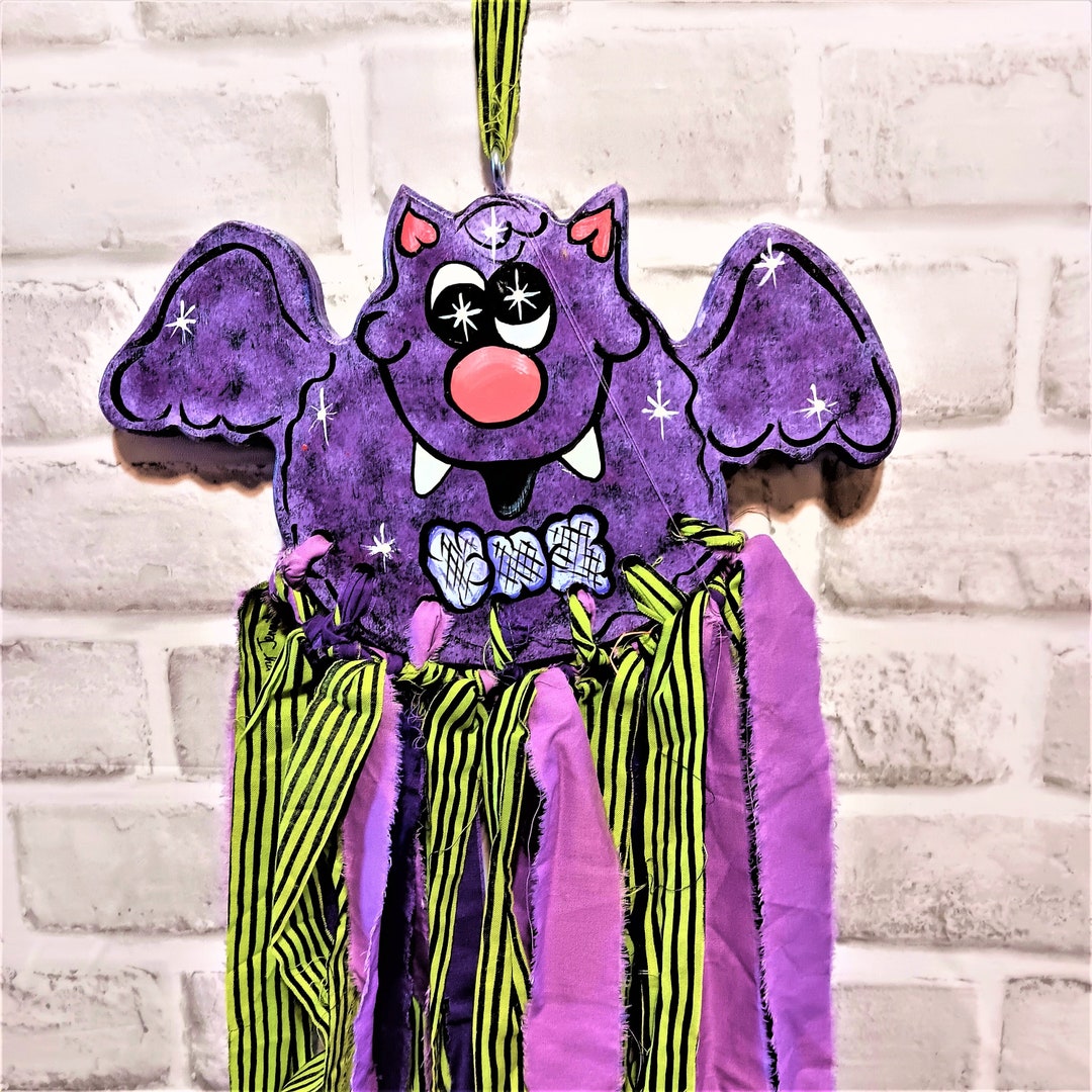 Halloween Hanging Funny Flying Bat Wood Hand Painted Tole Paint Vintage ...