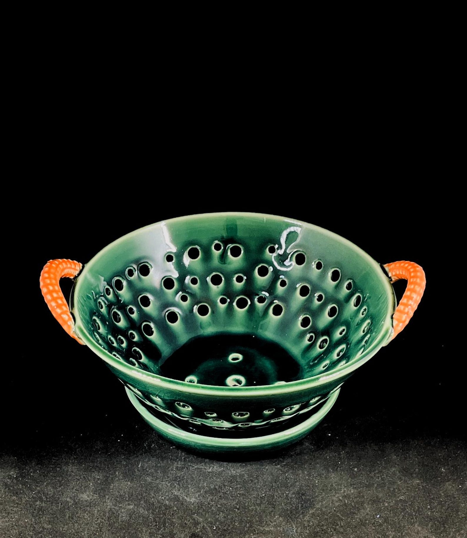 Ceramic Berry Bowl, Ceramic Colander, Ceramic Fruit Strainer, - Etsy