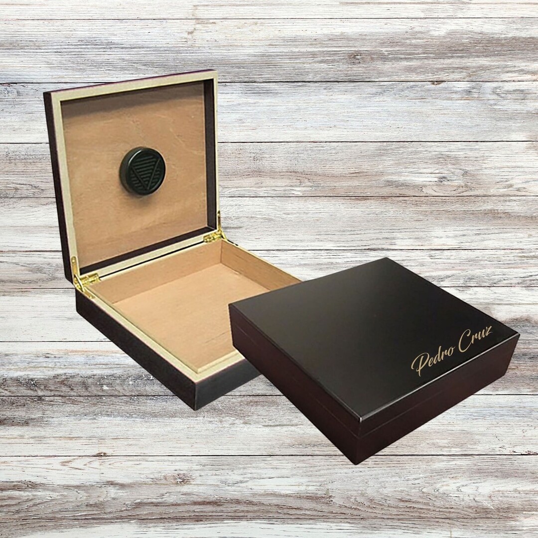 Personalized Engraved Cigar Humidor Box With Spanish Cedar Lining Holds ...