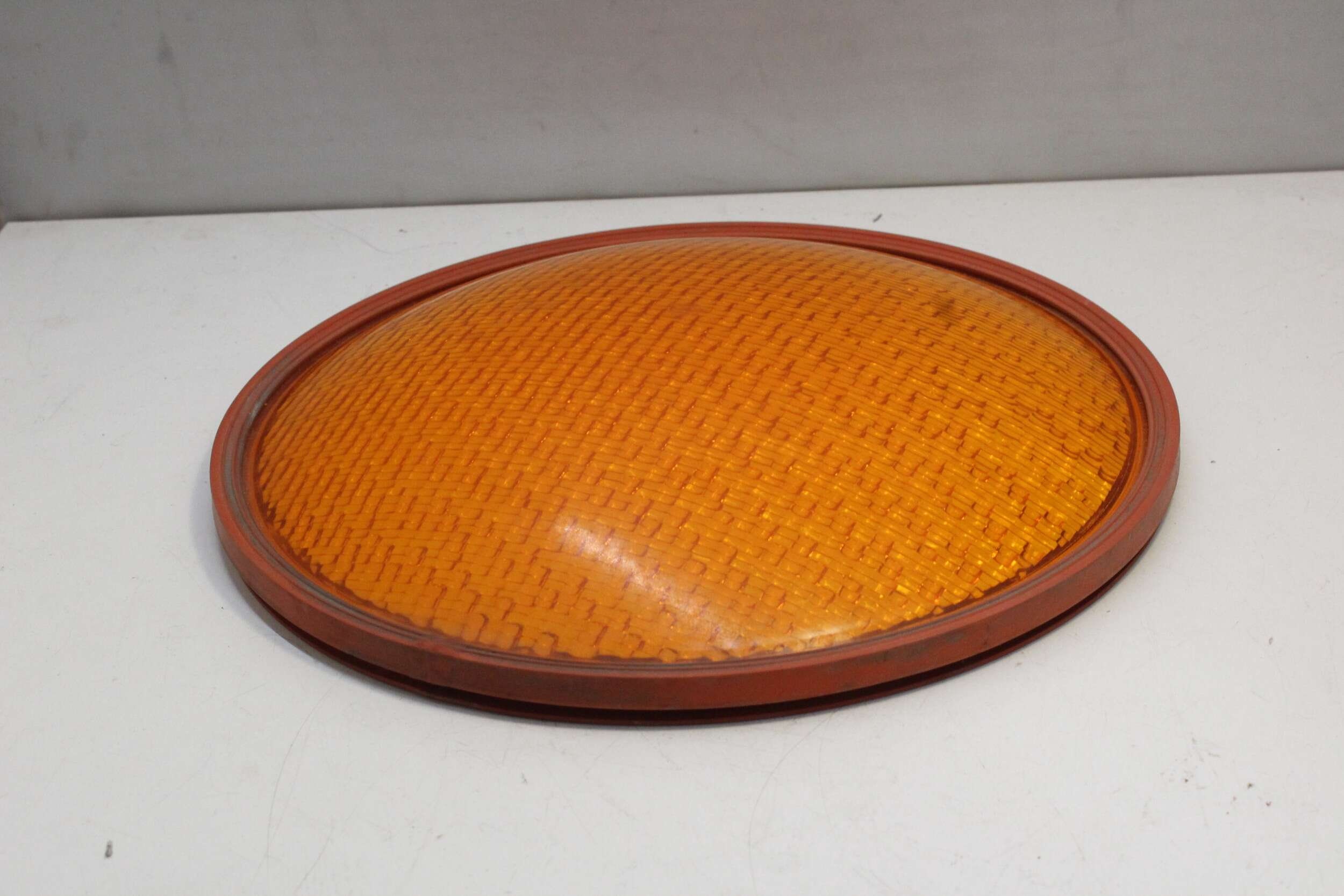 Yellow Traffic Light Lens in Lexalite Acrylic Recycled Material for Art ...