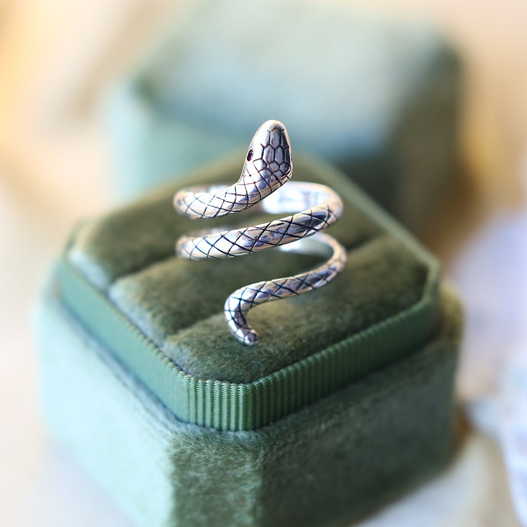 Silver Snake Ring, Tiny Snake Ring, Serpent Ring, Women Snake Ring ...